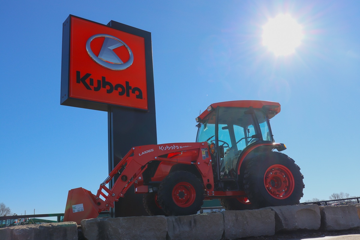 2023 KUBOTA MX6000HSTC 205946 - KanEquip